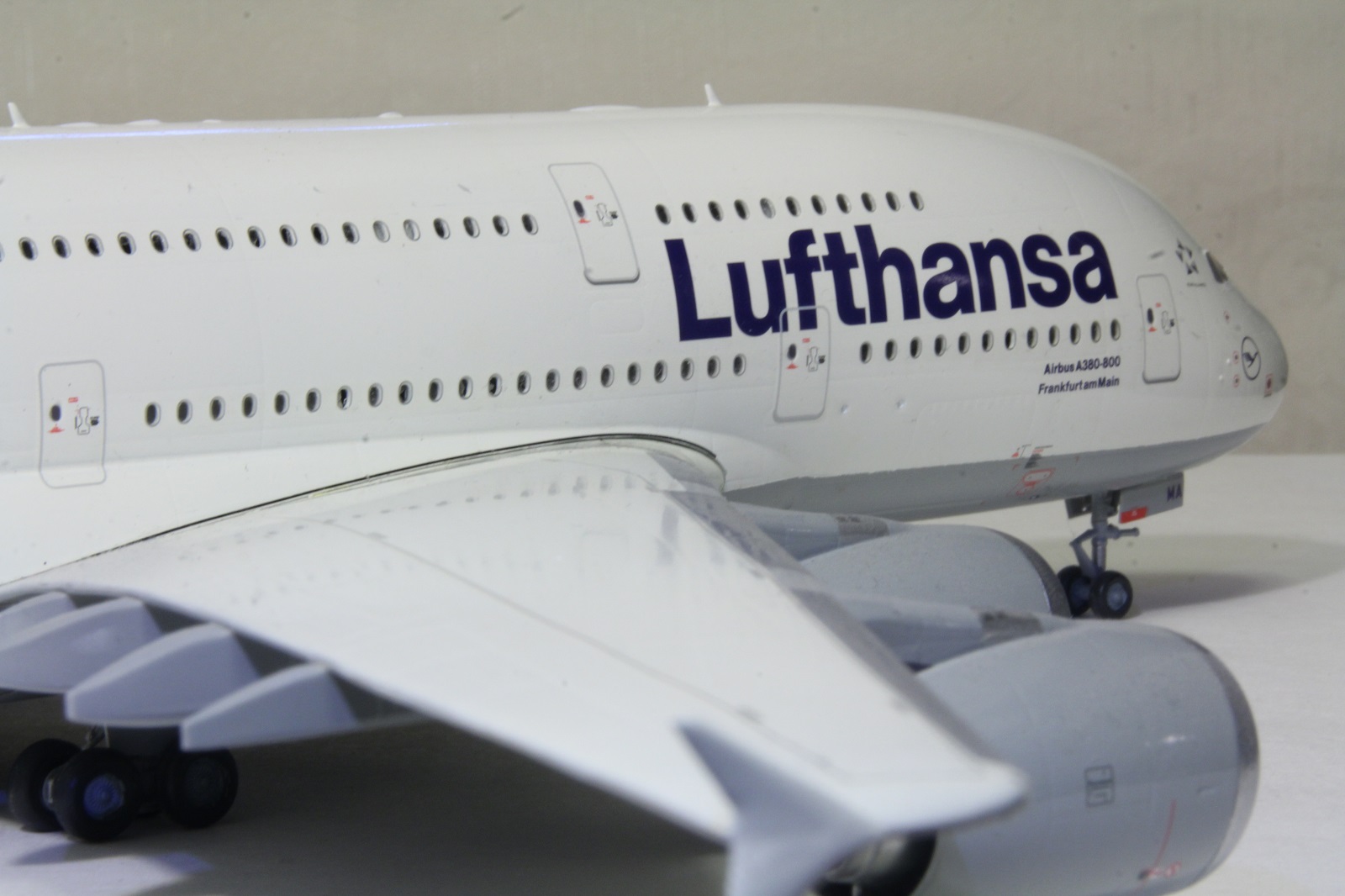 Airbus A380 — Каропка.ру — стендовые модели, военная миниатюра