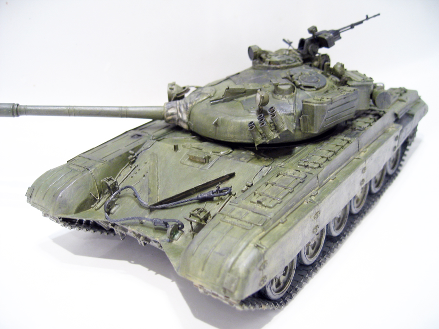 Т-72Б Звезда 1:35 — Каропка.ру — стендовые модели, военная миниатюра