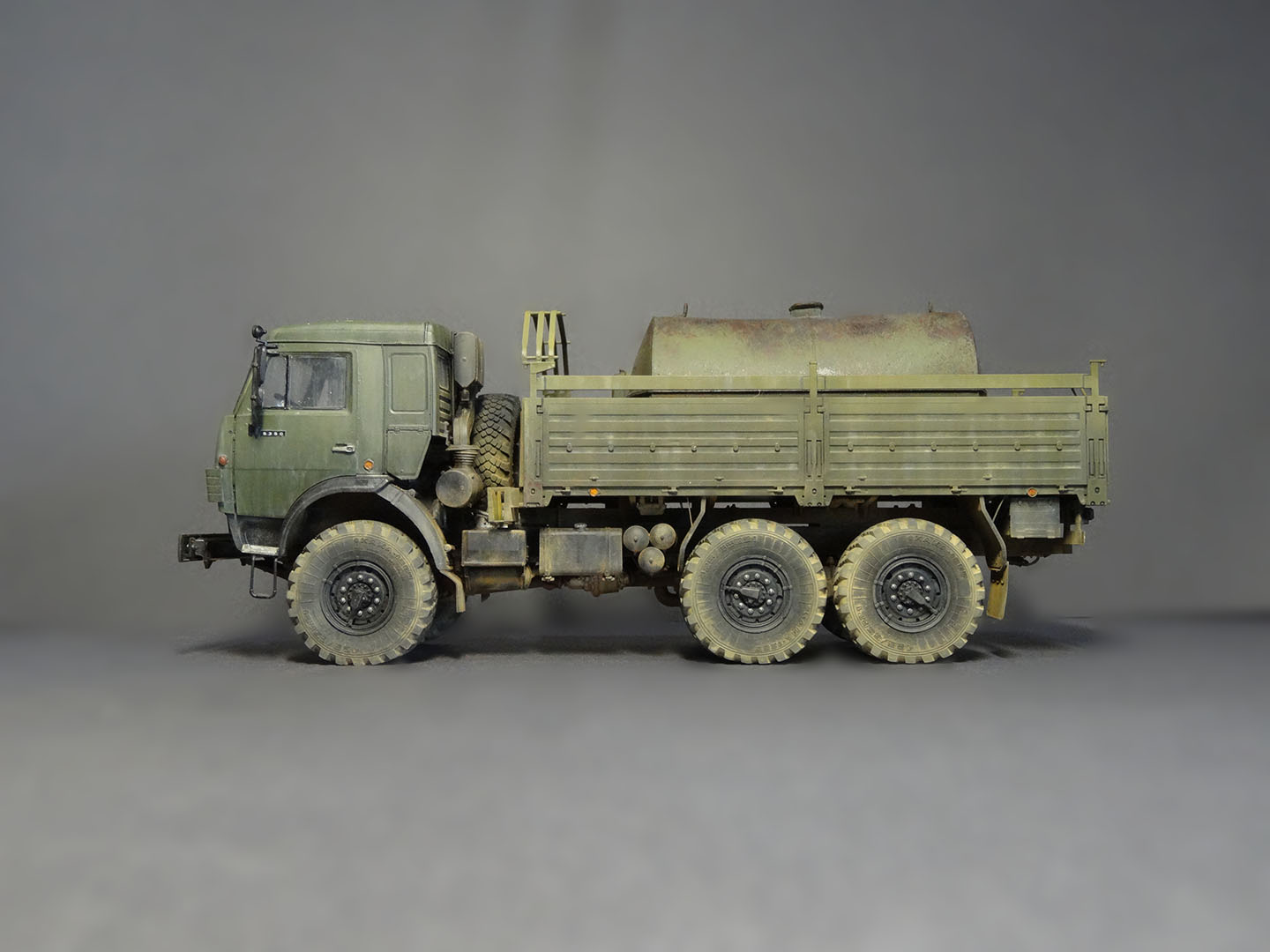 КамАЗ-5350 "Мустанг" — Каропка.ру — стендовые модели, военная миниатюра