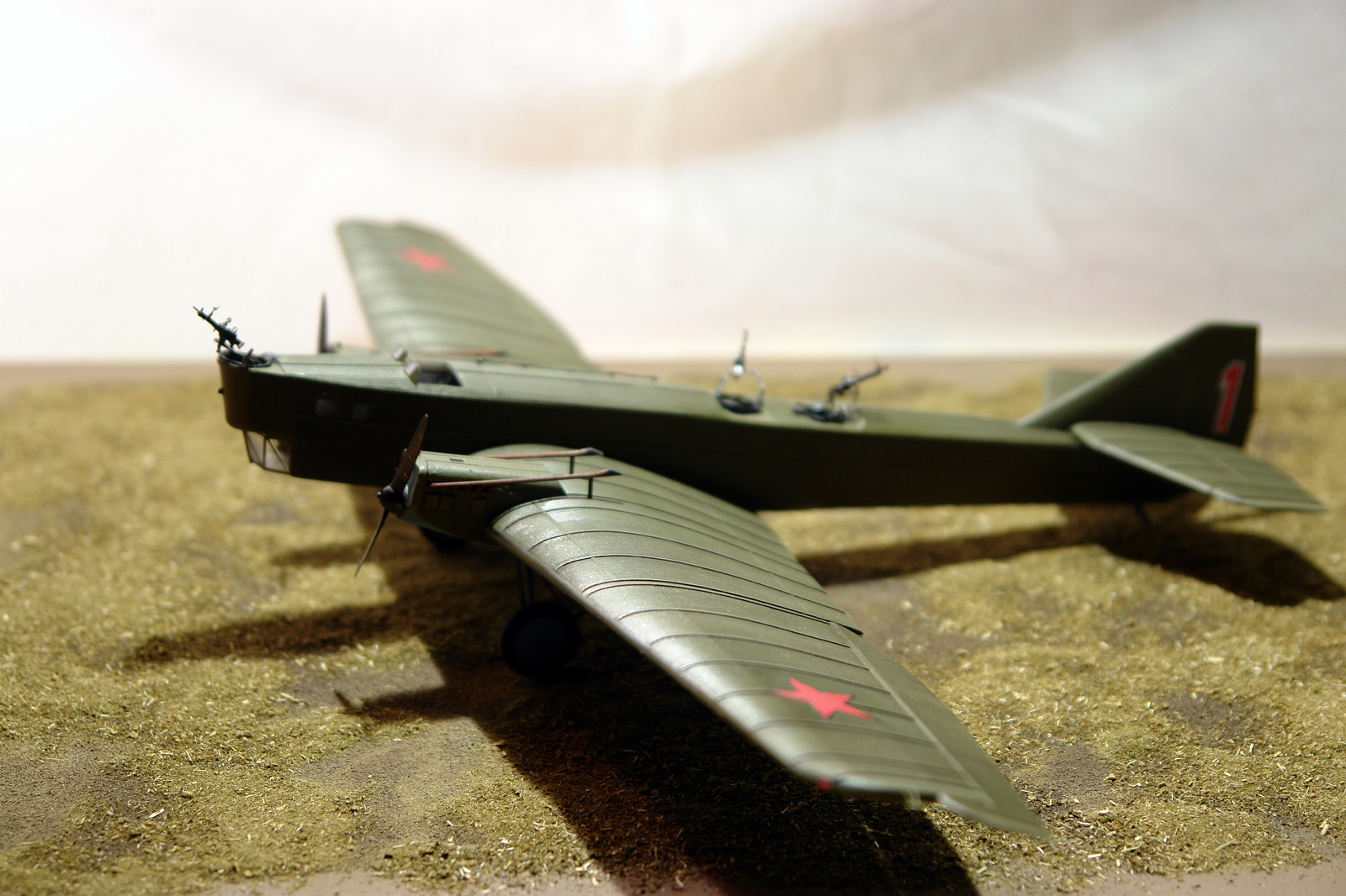 ТБ-1 — Каропка.ру — стендовые модели, военная миниатюра