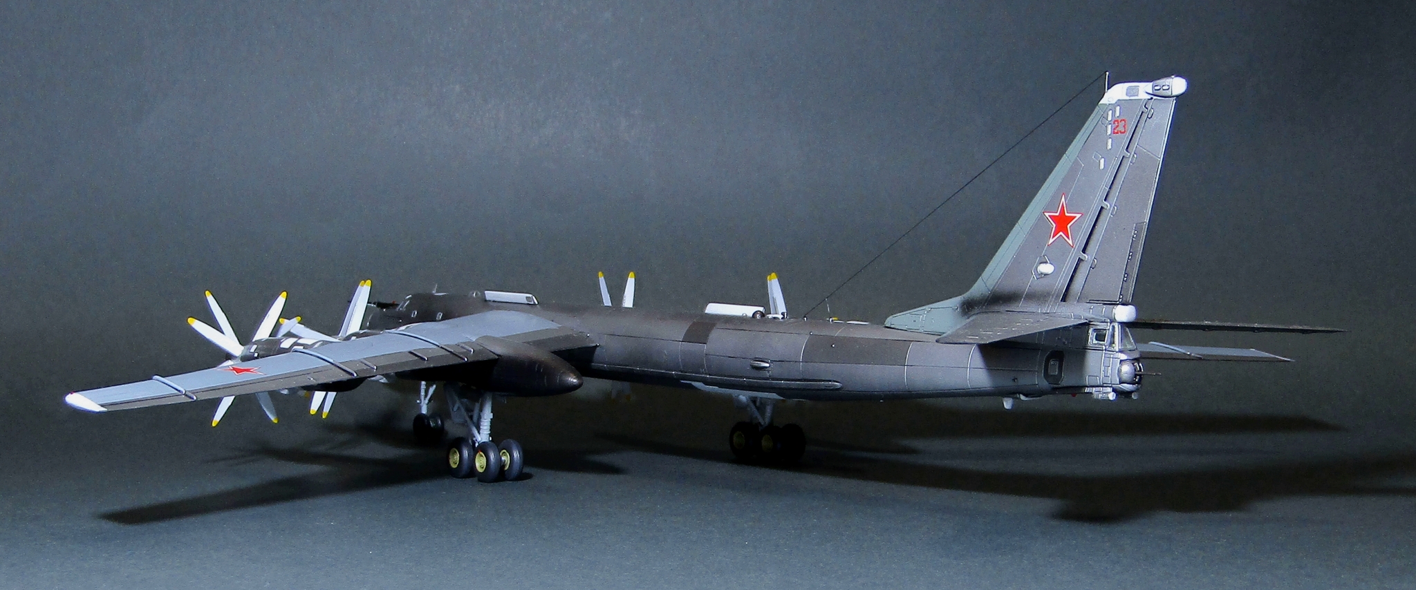 Ту-95МС — Каропка.ру — стендовые модели, военная миниатюра