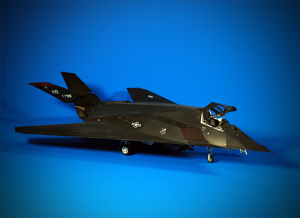 F-117A — Каропка.ру — стендовые модели, военная миниатюра