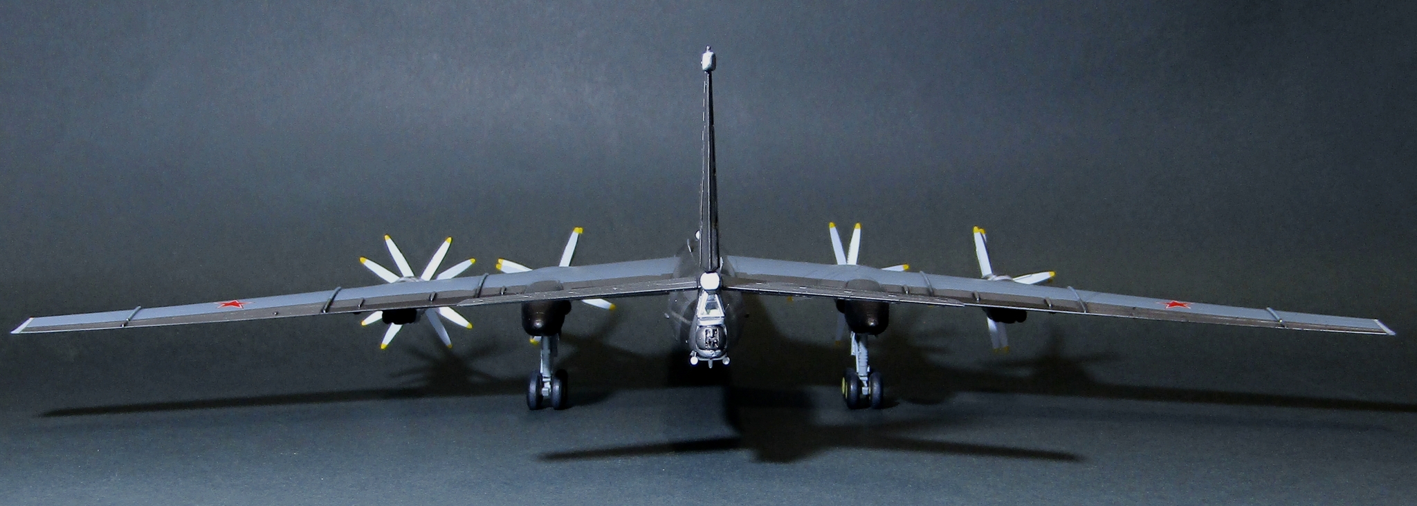 Ту-95МС — Каропка.ру — стендовые модели, военная миниатюра