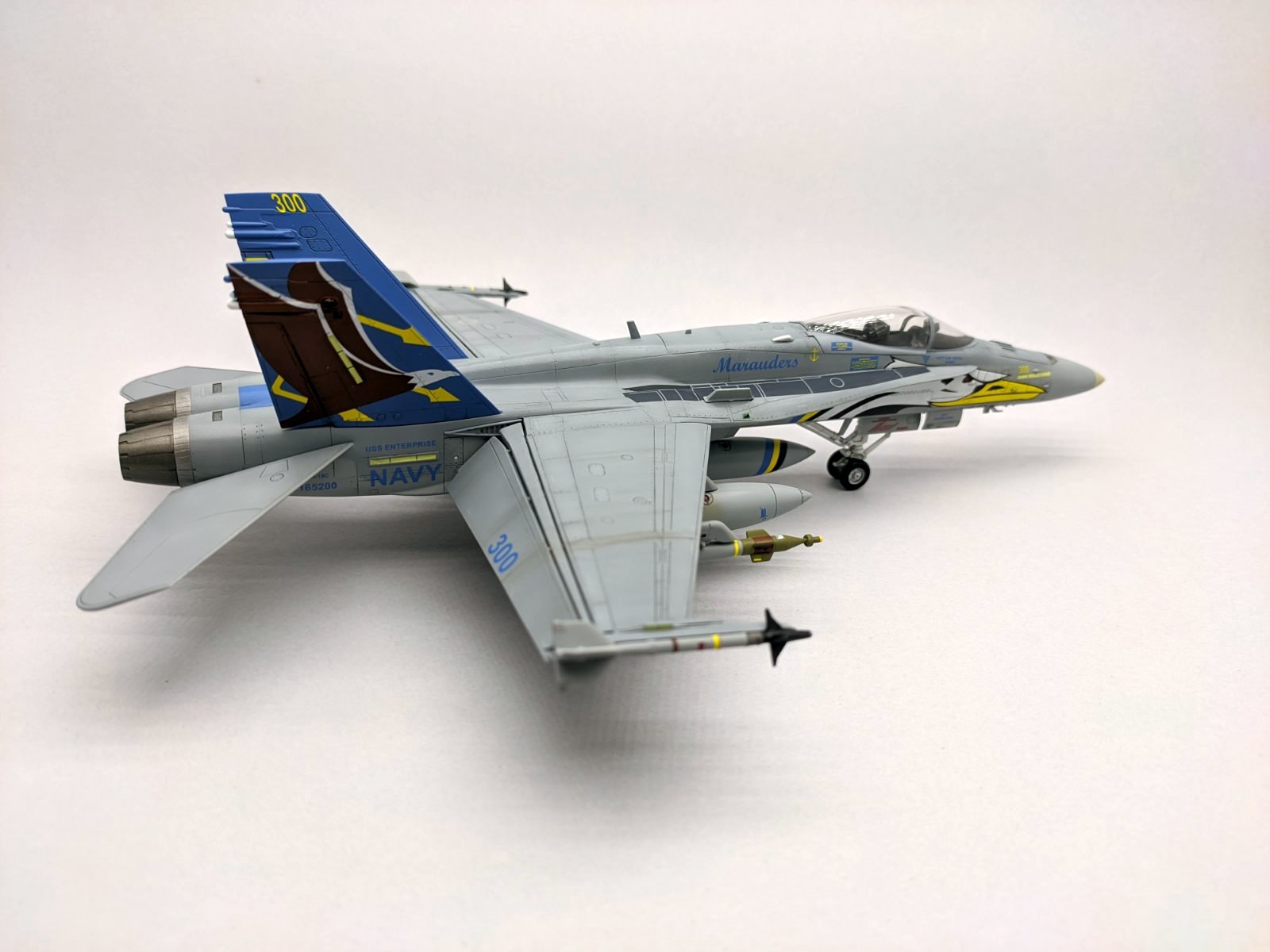 F/A-18c — Каропка.ру — стендовые модели, военная миниатюра