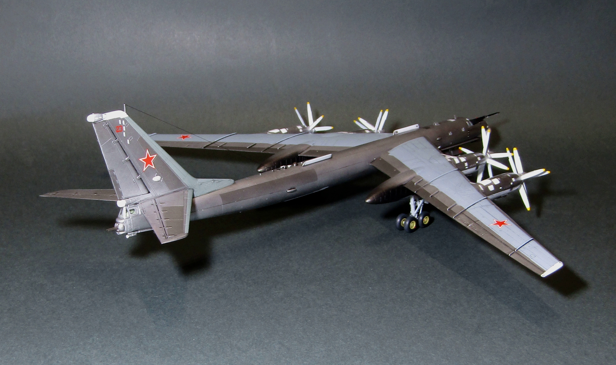 Ту-95МС — Каропка.ру — стендовые модели, военная миниатюра
