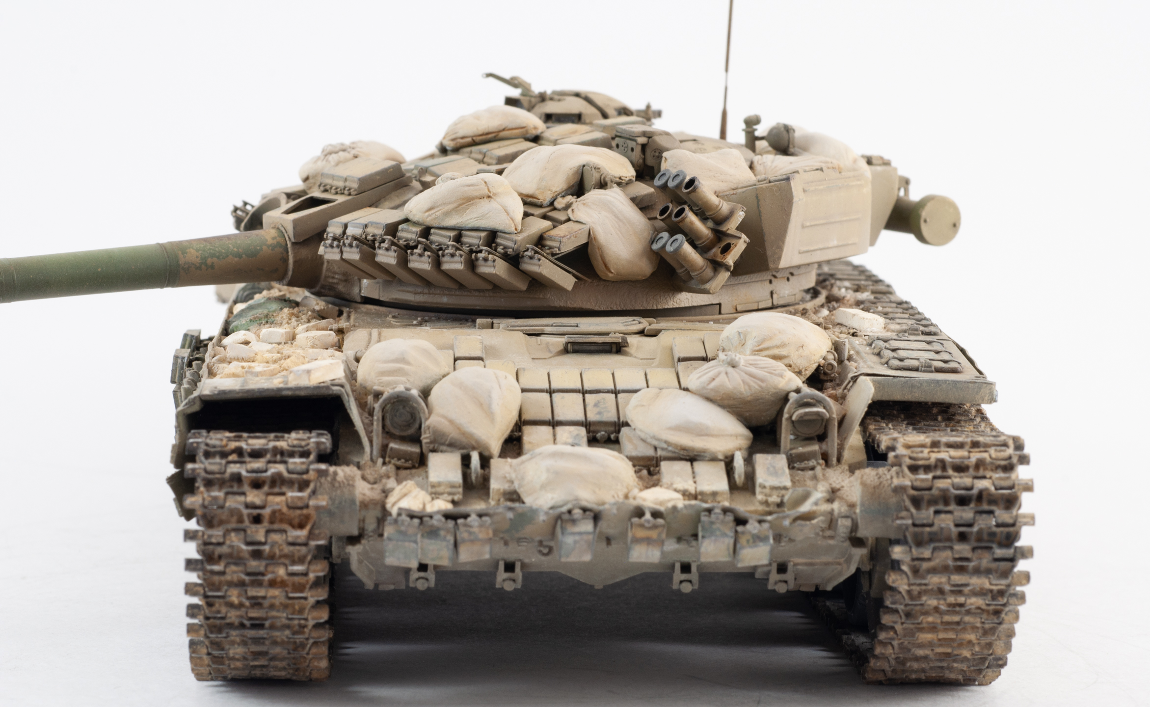 T-72AV — Каропка.ру — стендовые модели, военная миниатюра