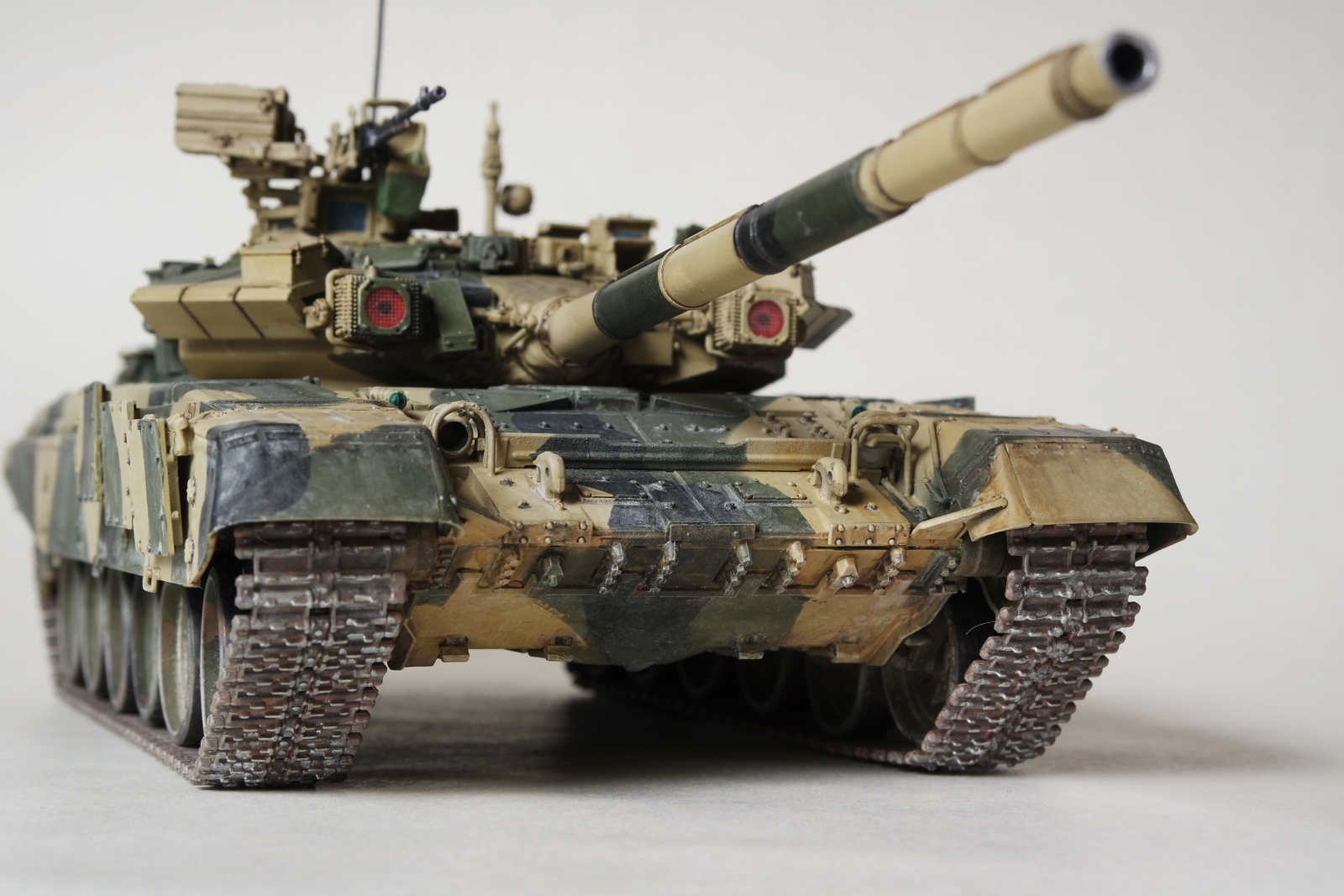 Т90 — Каропка.ру — стендовые модели, военная миниатюра