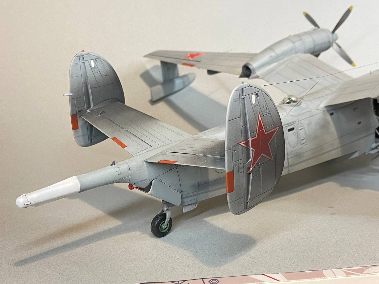 Бе-12 — Каропка.ру — стендовые модели, военная миниатюра