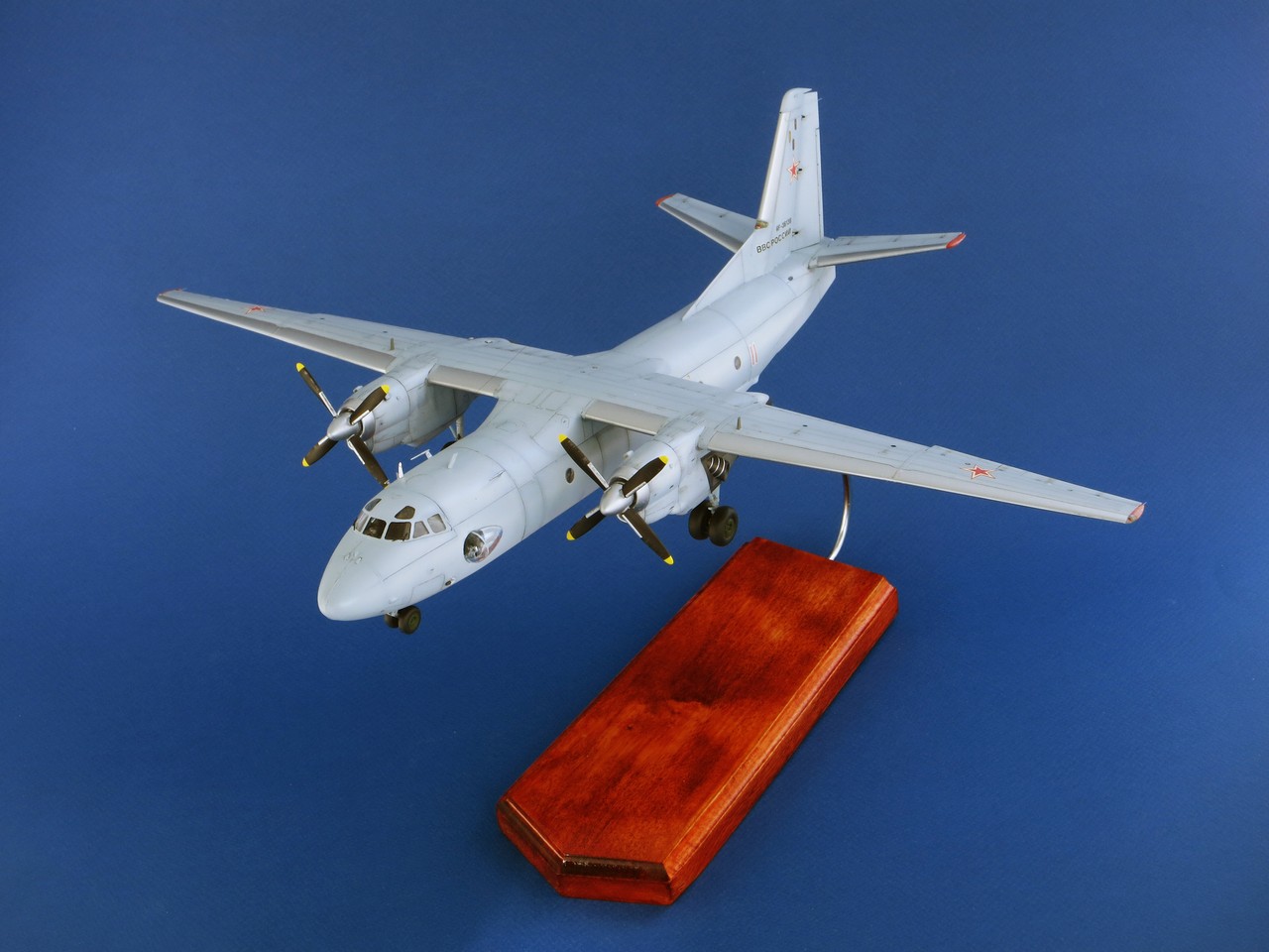 Ан-26 — Каропка.ру — стендовые модели, военная миниатюра