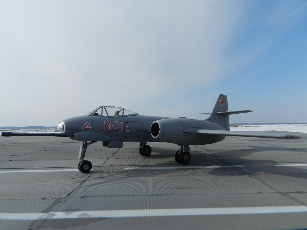 И-216 — Каропка.ру — стендовые модели, военная миниатюра
