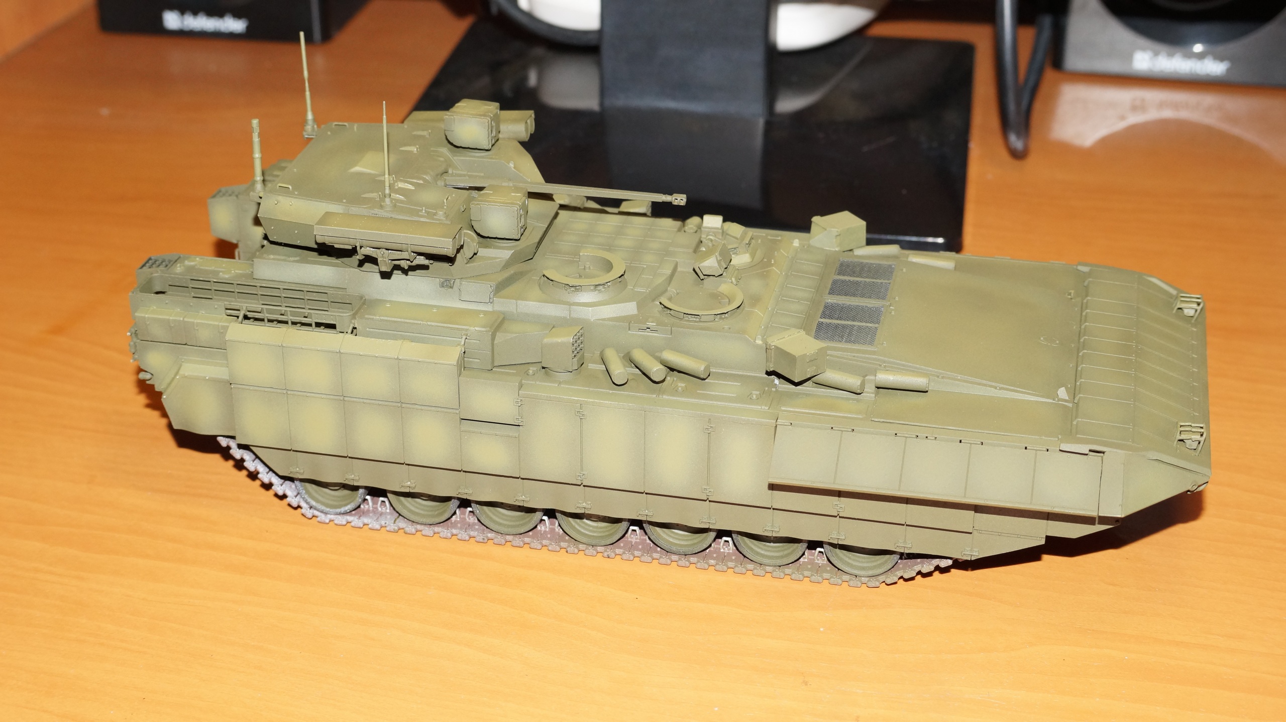 ТБМП Т-15 Армата — Каропка.ру — стендовые модели, военная миниатюра